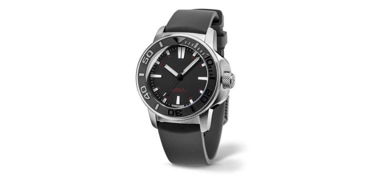23 Best Microbrand Dive Watches That We Can’t Live Without