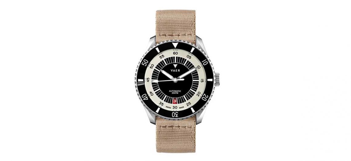 23 Best Microbrand Dive Watches That We Can’t Live Without