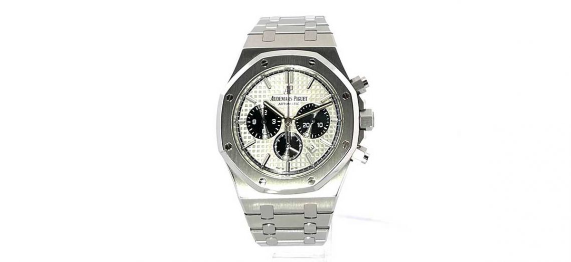 15 BEST Panda Dial Chronographs (Black 'n White Goodness!)