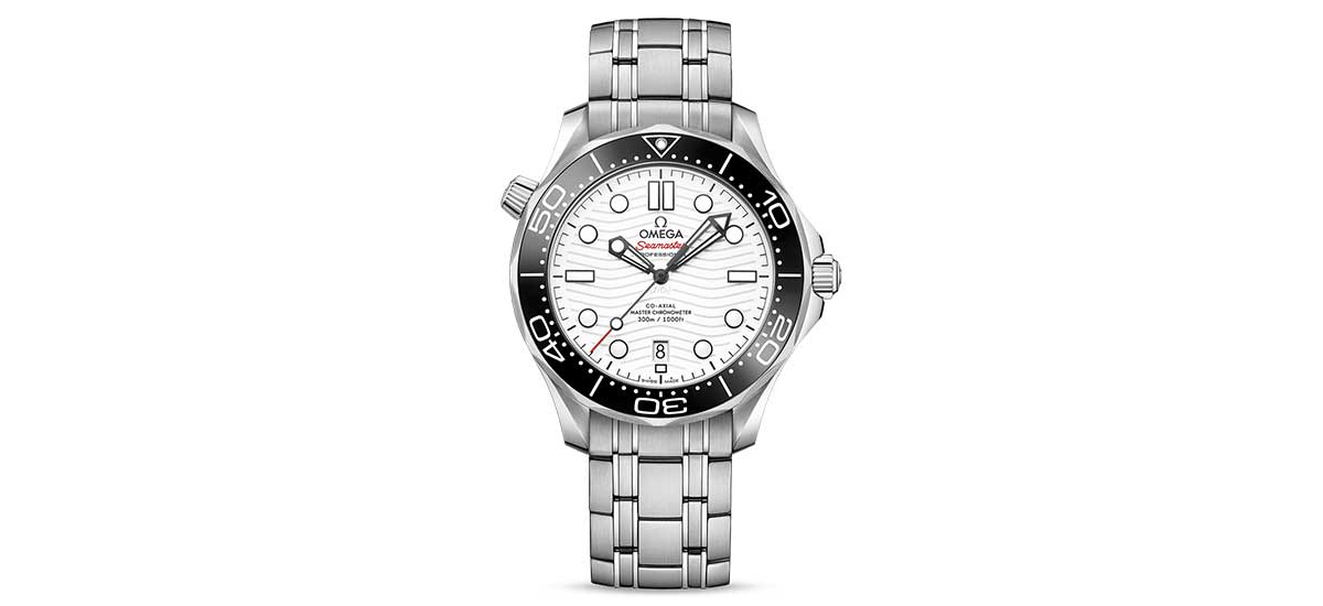 16 Best White Dial Dive Watches (Absolutely Mesmerizing!)