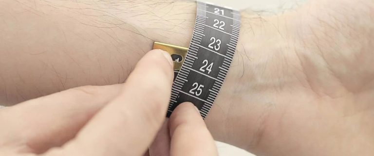 How to Measure Wrist Size for a Watch - Exquisite Timepieces