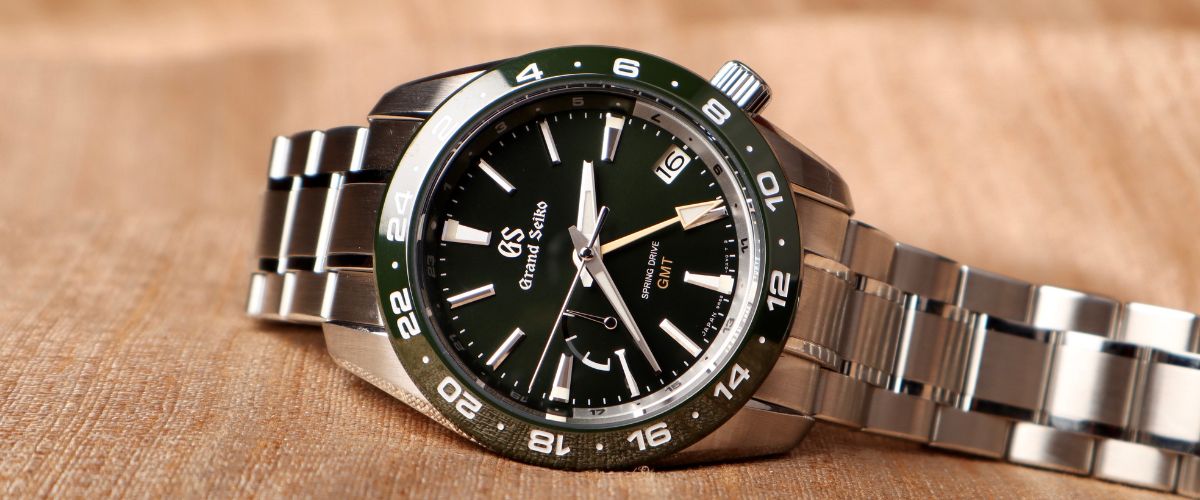 Grand Seiko SBGE257 Review: A Gorgeous Verdant Green GMT Watch ...