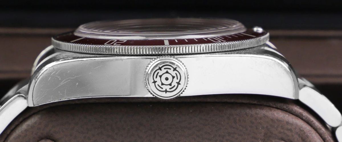 Watch Crown Functions and Types - Exquisite Timepieces