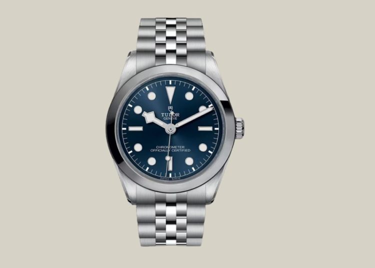 Ultimate Guide To The Rolex Batman (Read BEFORE You Buy!)